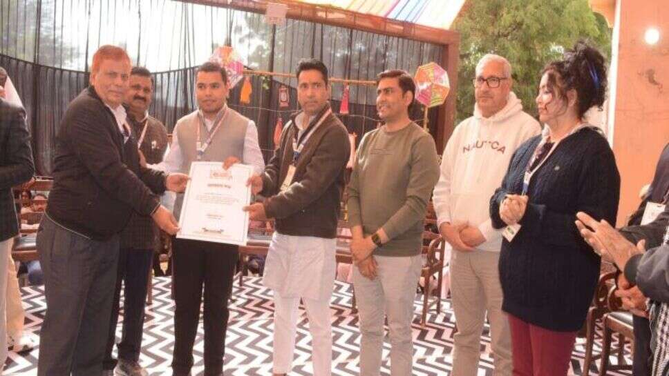 ताल छापर अभयारण्य पूरी दुनिया में मशहूर, बर्ड फेस्टिवल के आयोजन होने से ...